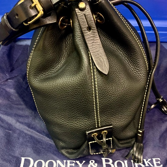 Dooney & Bourke | Bags | Dooney Bourke Saffiano Drawstring Leather ...